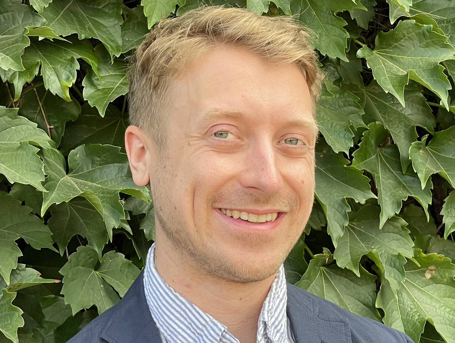 1L David Lamb: A Former Book Editor Embarking on a New Chapter ...