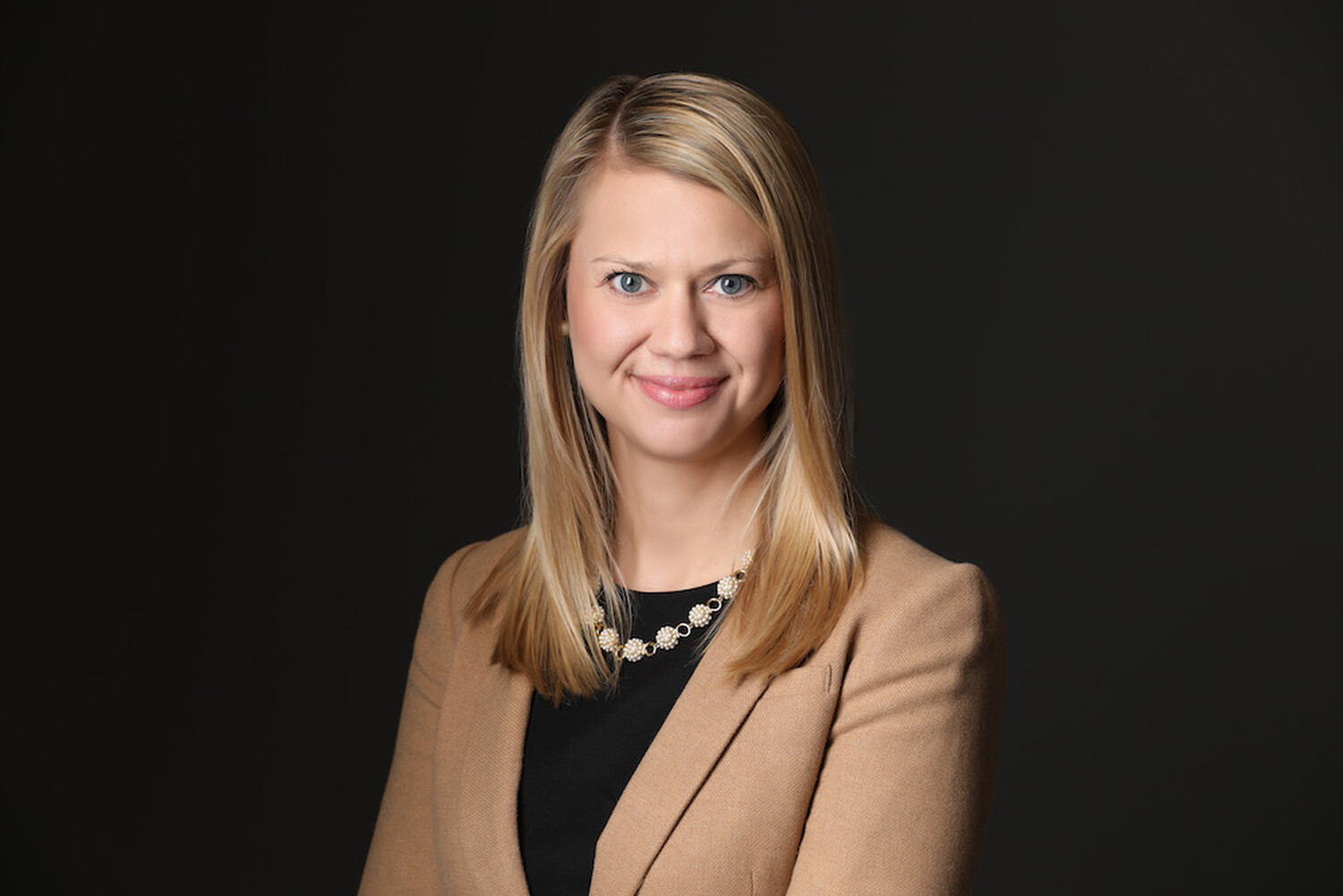 Alumni Interrogatory: Judge Elise Larson '12 • Minnesota Law